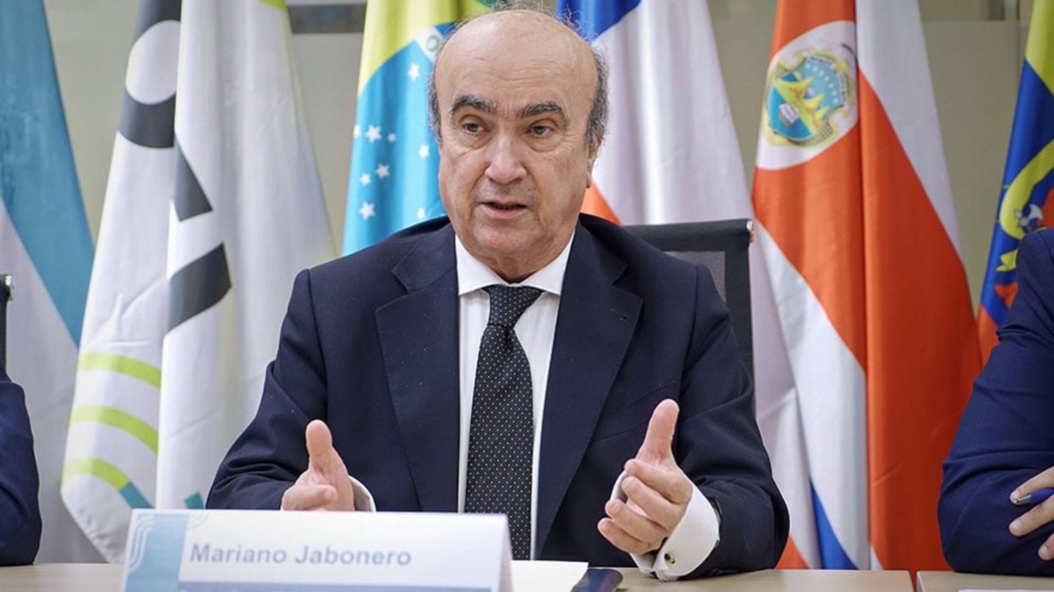 OEI y UNIR renuevan con 440 nuevas becas en 2025